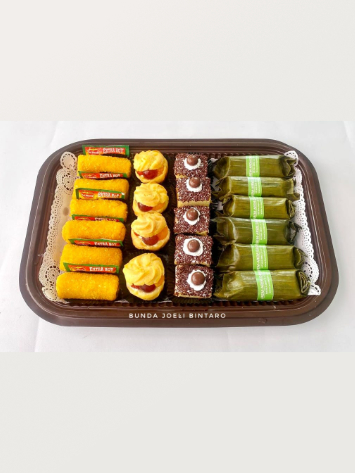 Paket Snack (Kue) Nampan 5 | Toko Kue dan Oleh-Oleh Online